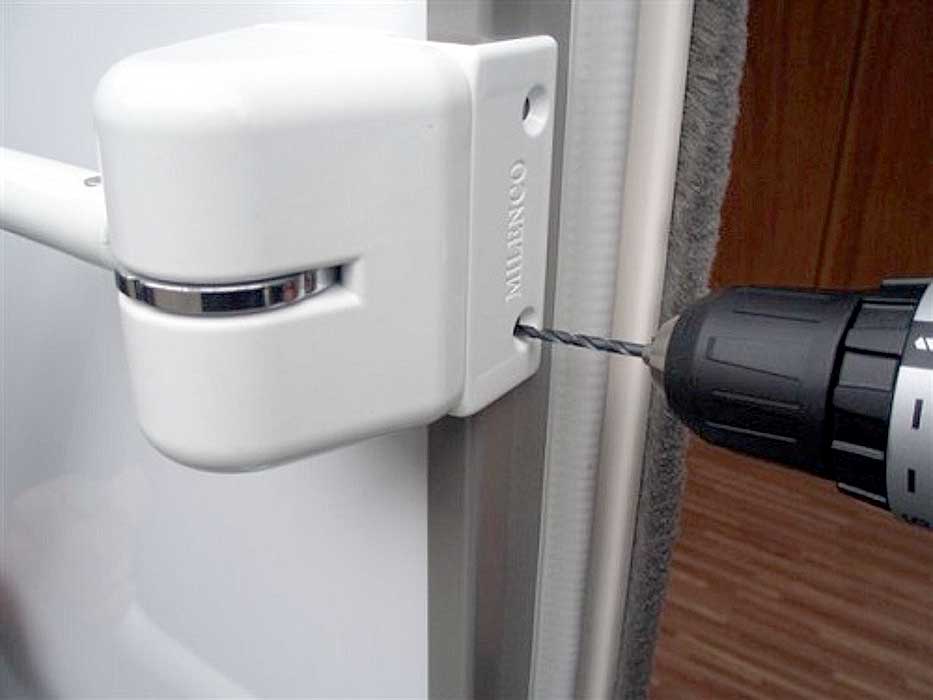 Milenco Large Security Hand Rail | Caravan Security Products